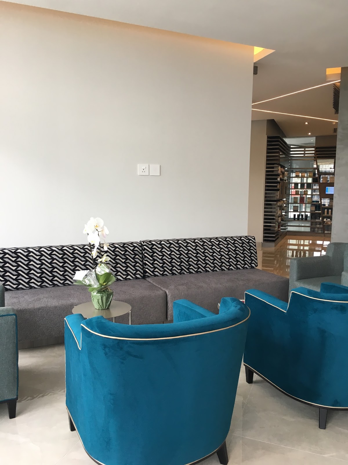 Review: Life Day Spa V&A Waterfront - Kiss Blush & Tell - Skincare and ...